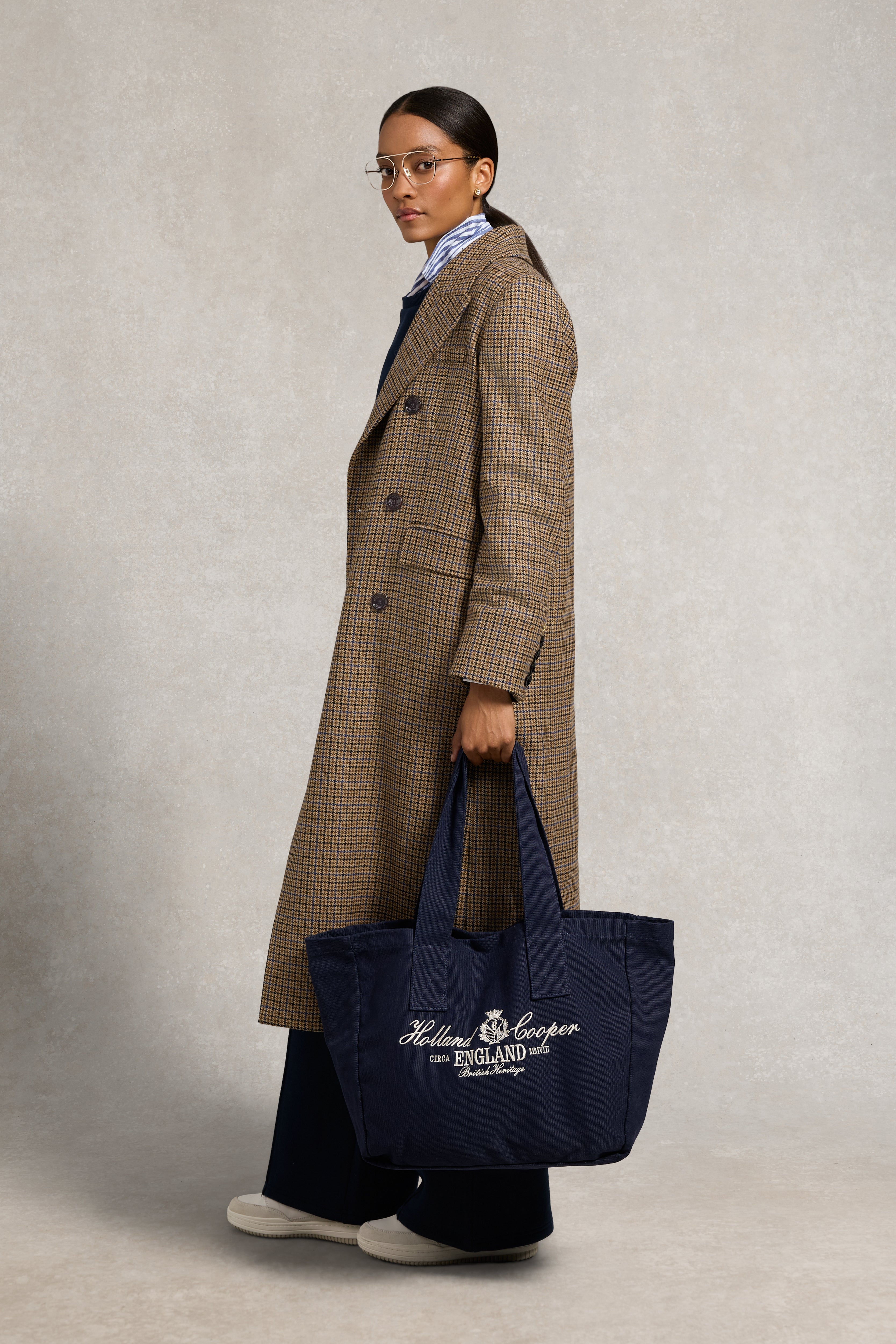 Essential Tote Bag (Navy Ecru) – Holland Cooper