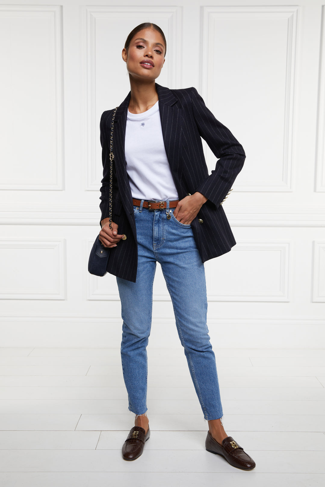 Monogram Tee (White) – Holland Cooper