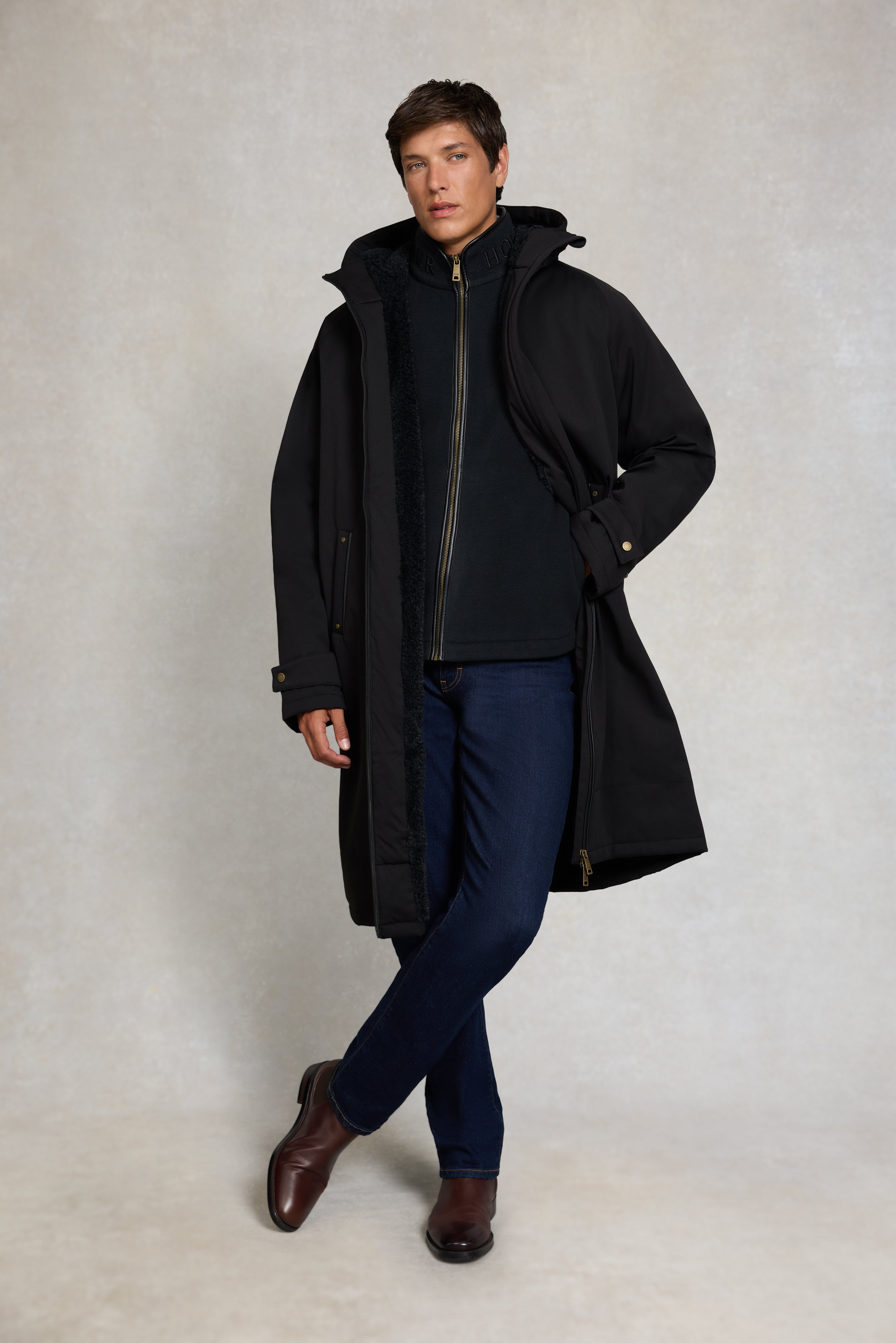 Men's One-Size Waterproof Coat (Black) – Holland Cooper