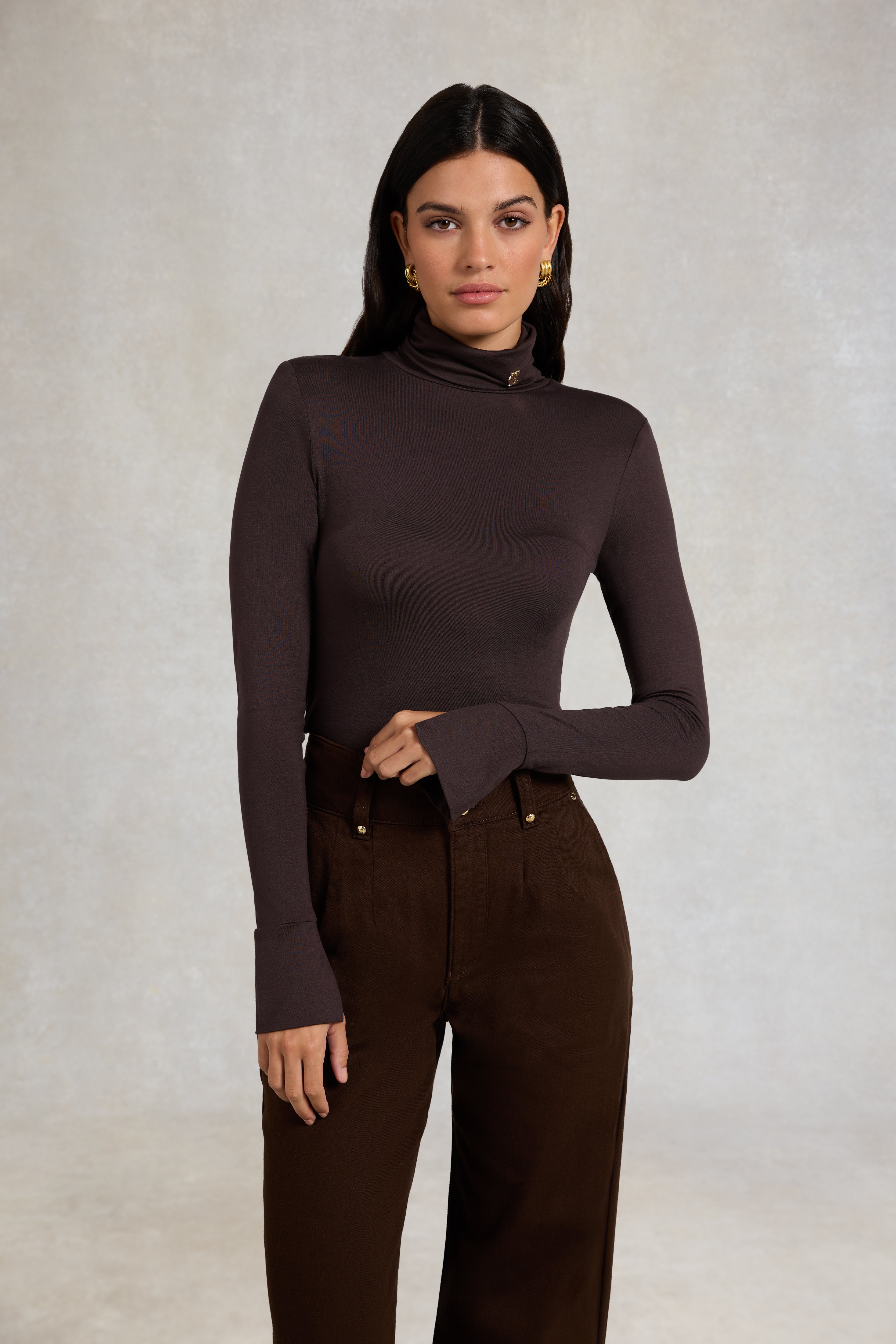 Lucy Essential Roll Neck (Chocolate) – Holland Cooper