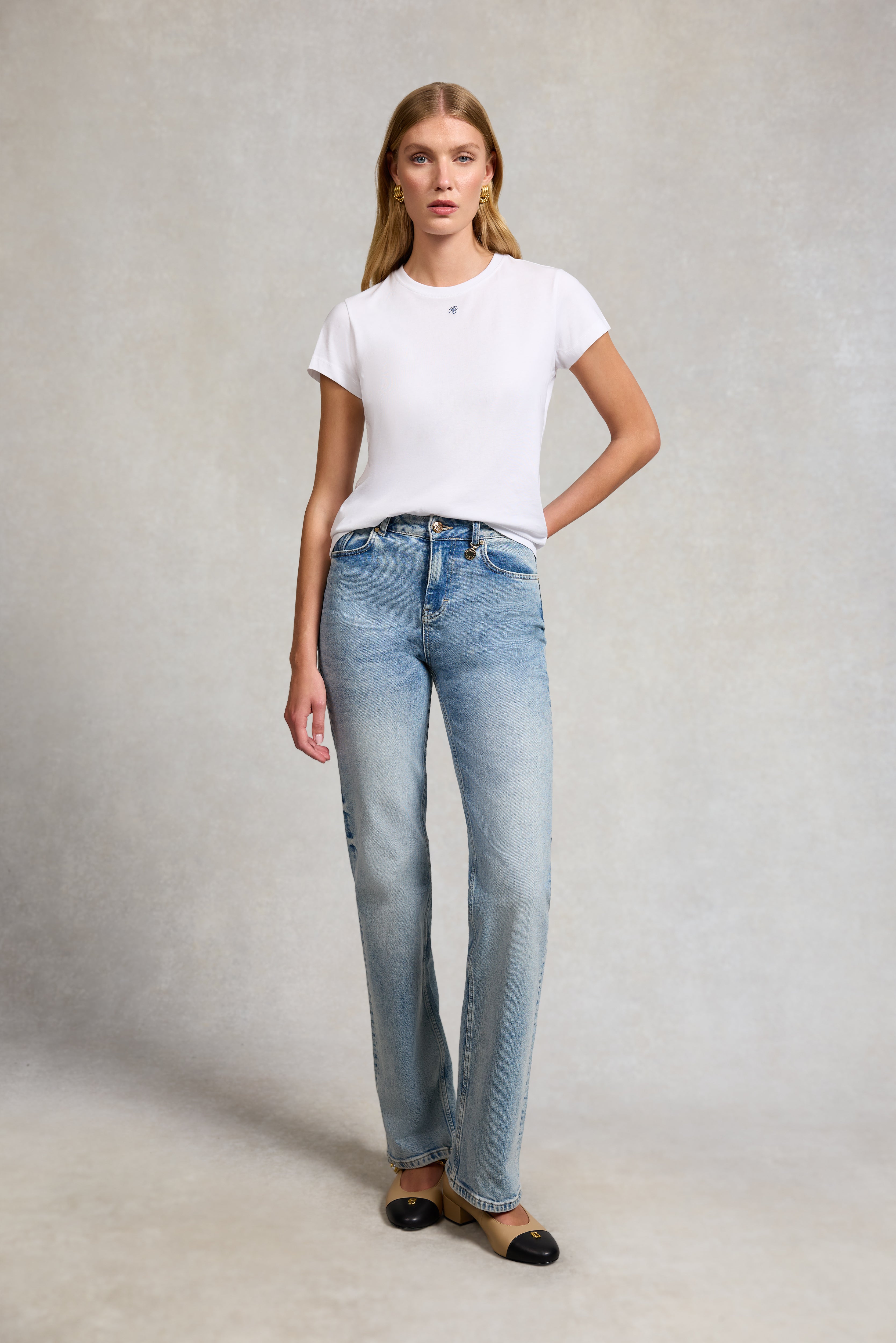 Monogram Tee (White) – Holland Cooper