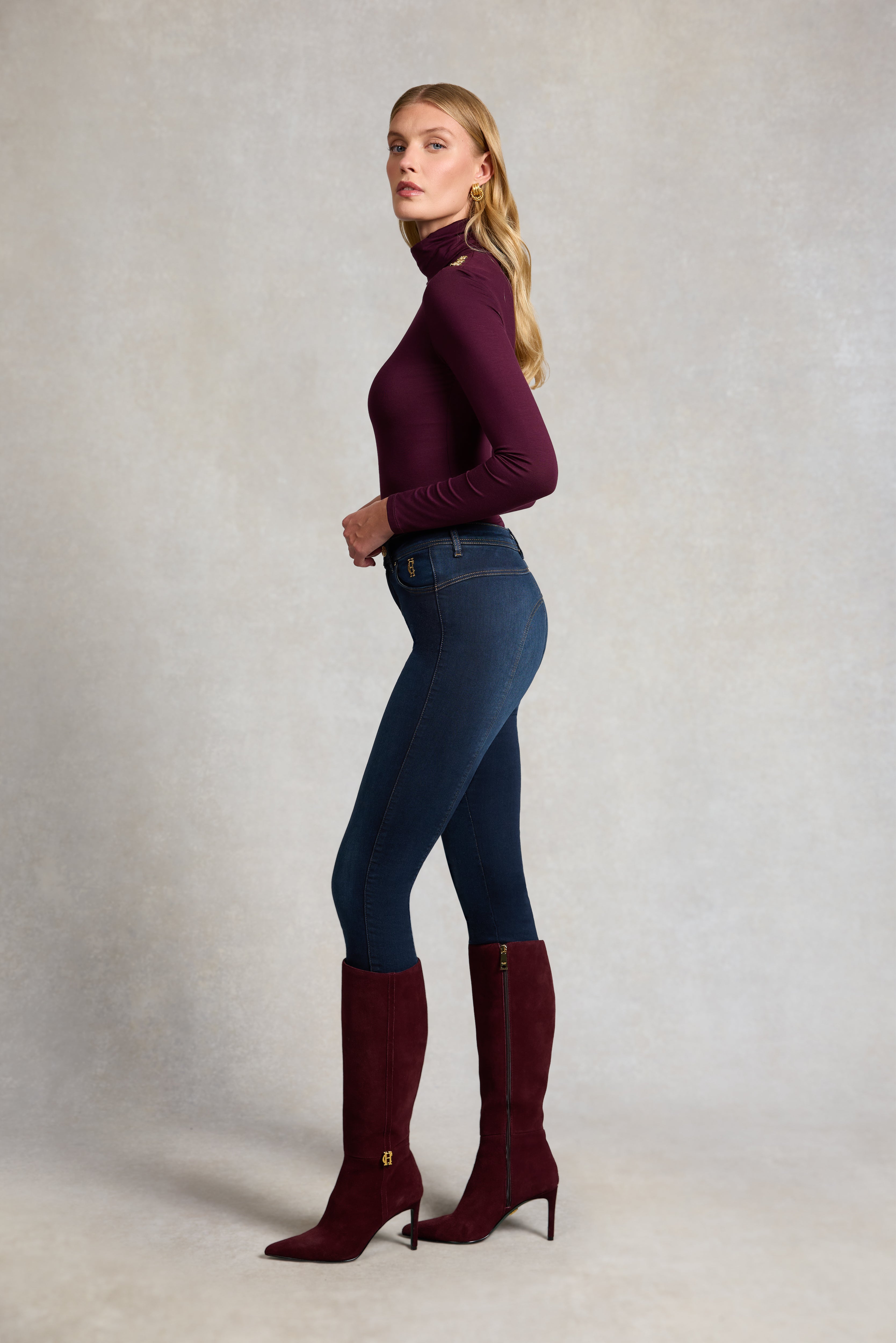 Essential Roll Neck (Burgundy) – Holland Cooper