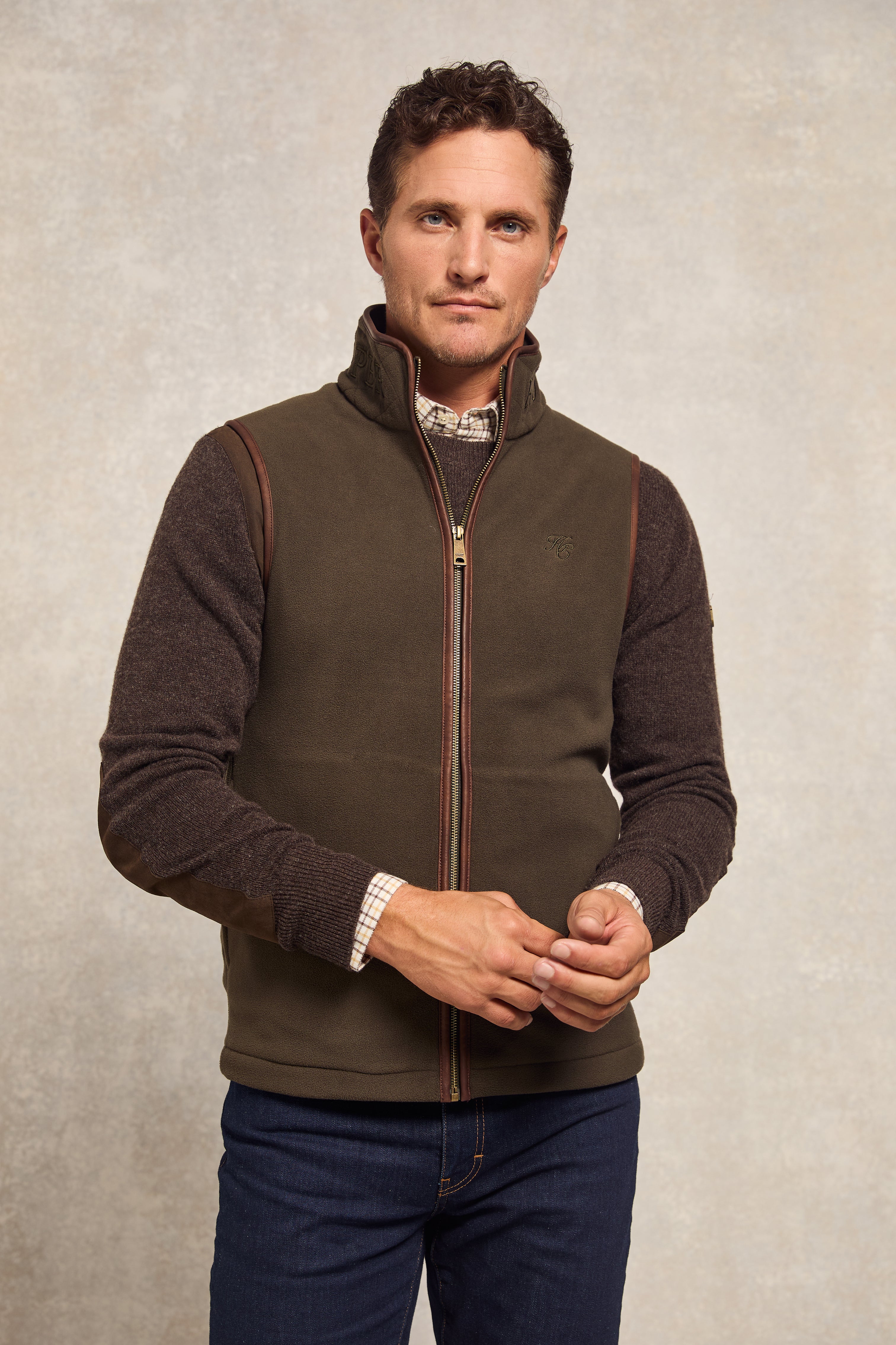 Country Fleece Gilet (Khaki) – Holland Cooper