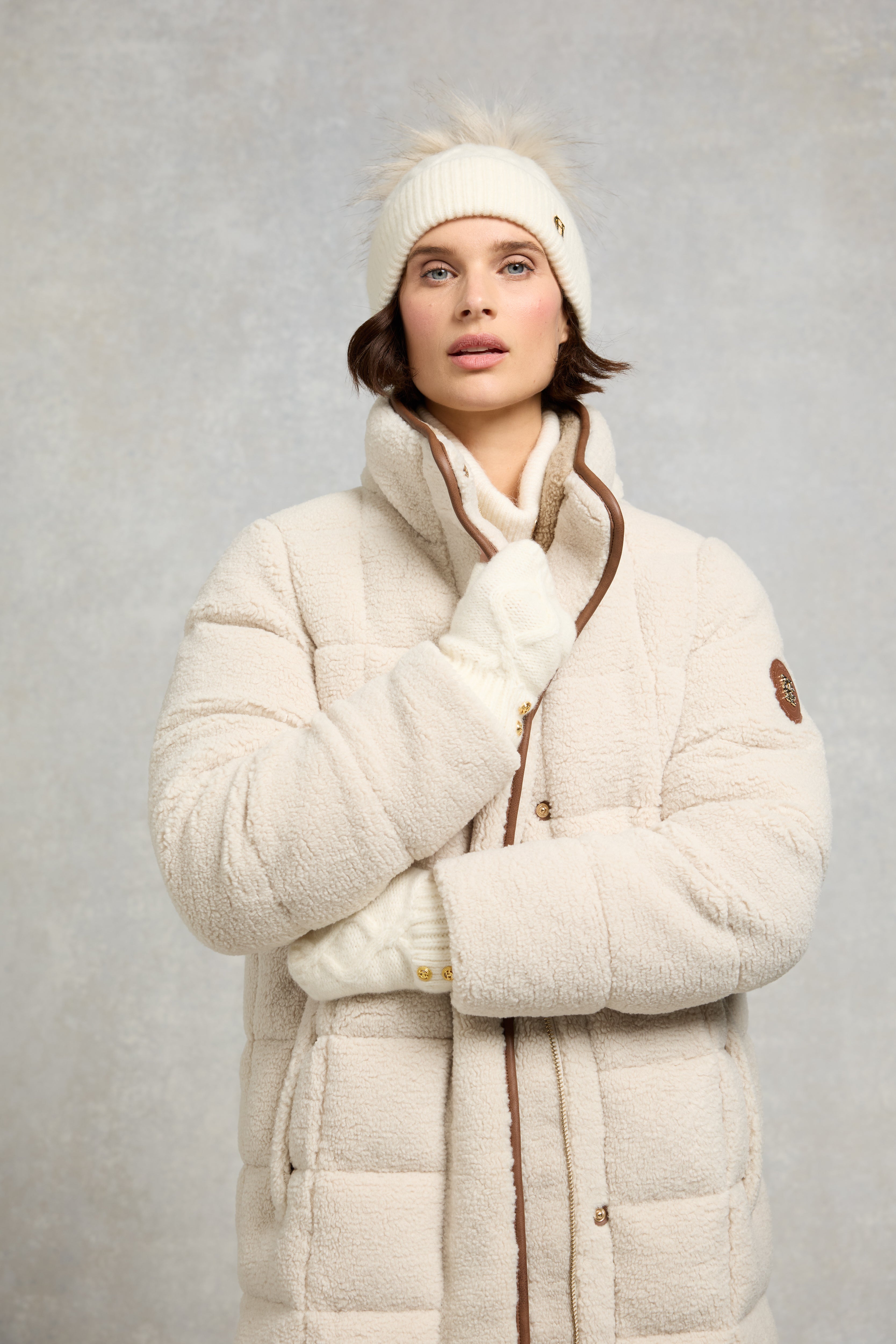 Sloane Fingerless Gloves (Cream) – Holland Cooper