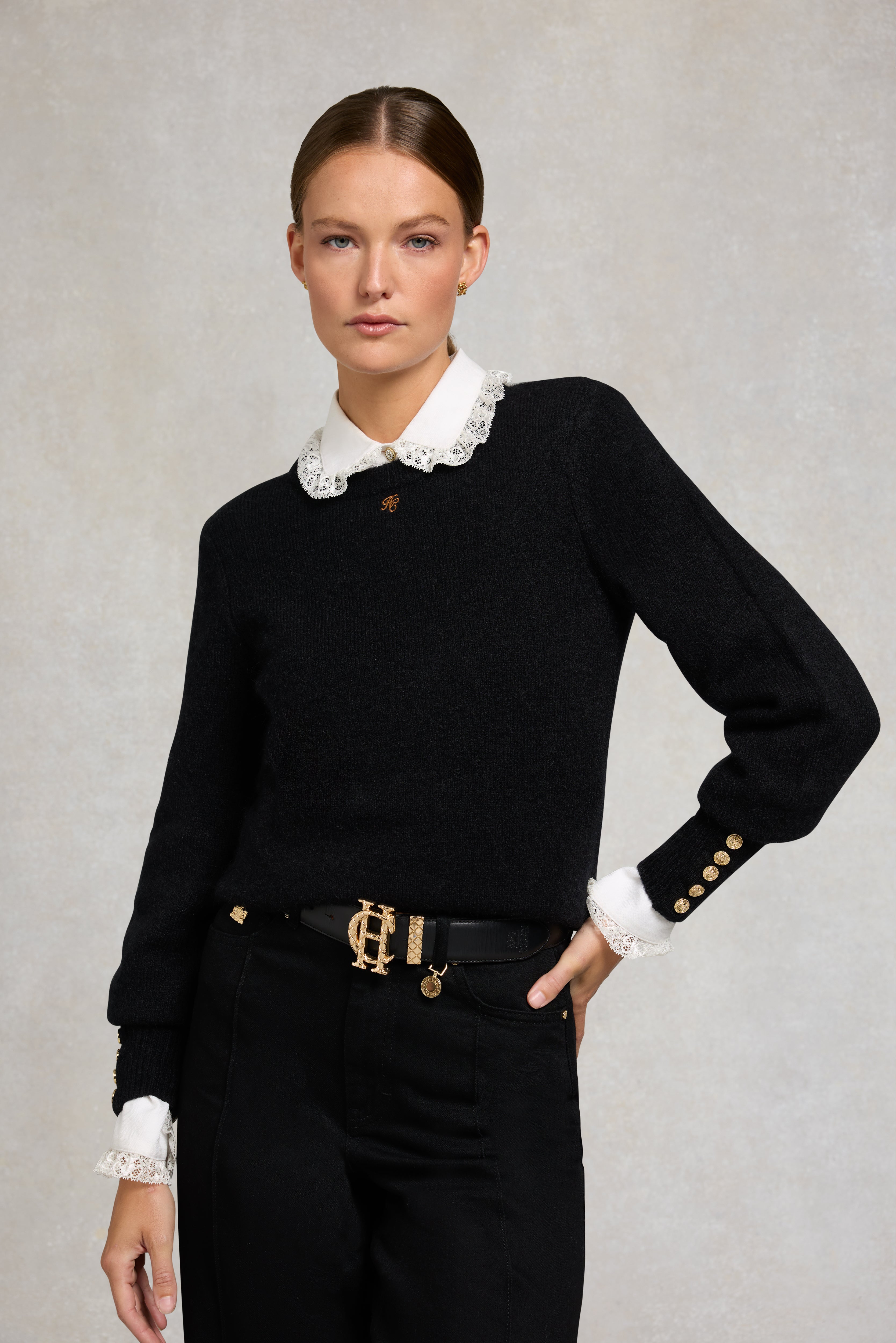 Isla Crew Neck Knit (Black) – Holland Cooper