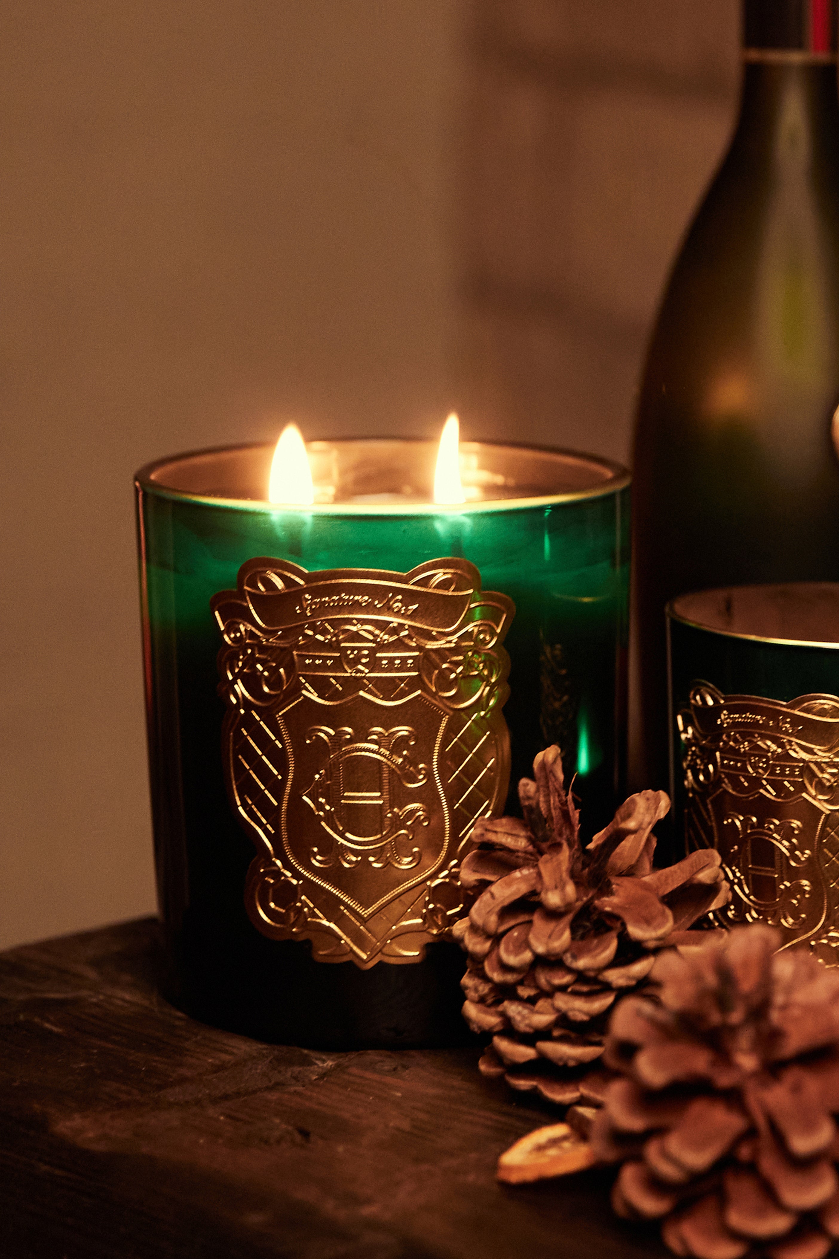 Double Wick Candle (Signature No.1) – Holland Cooper