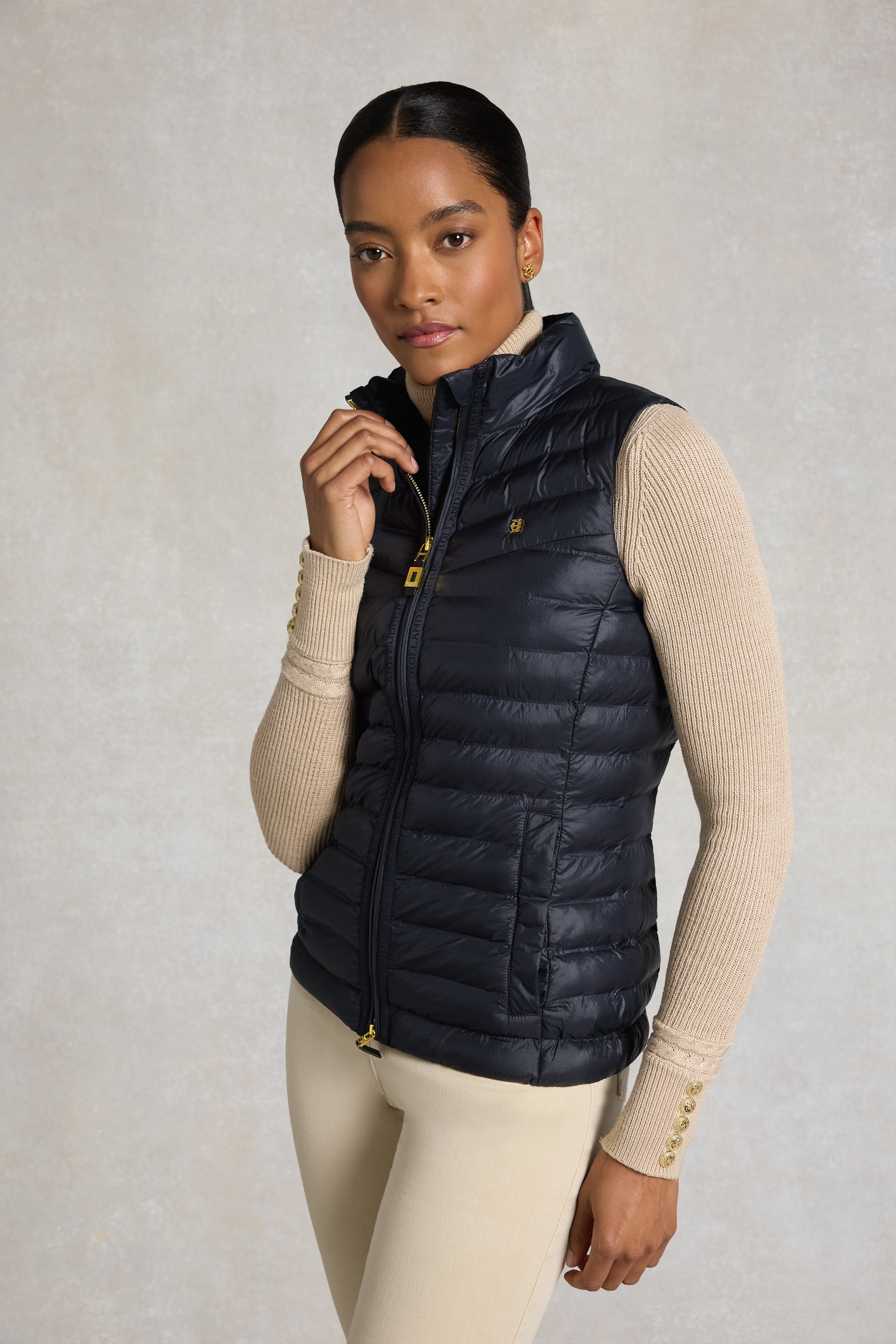 Lightweight Puffer Gilet (Ink Navy) – Holland Cooper