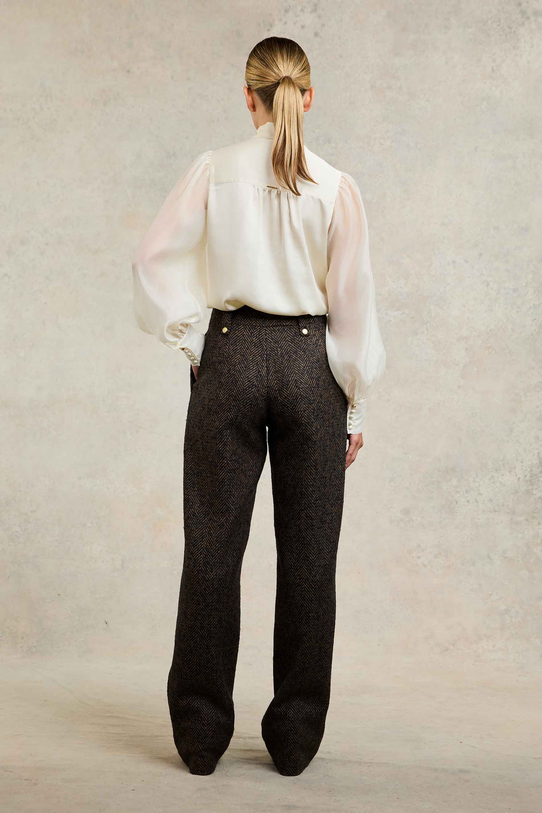 High Waisted Straight Trouser (Walnut Herringbone) – Holland Cooper