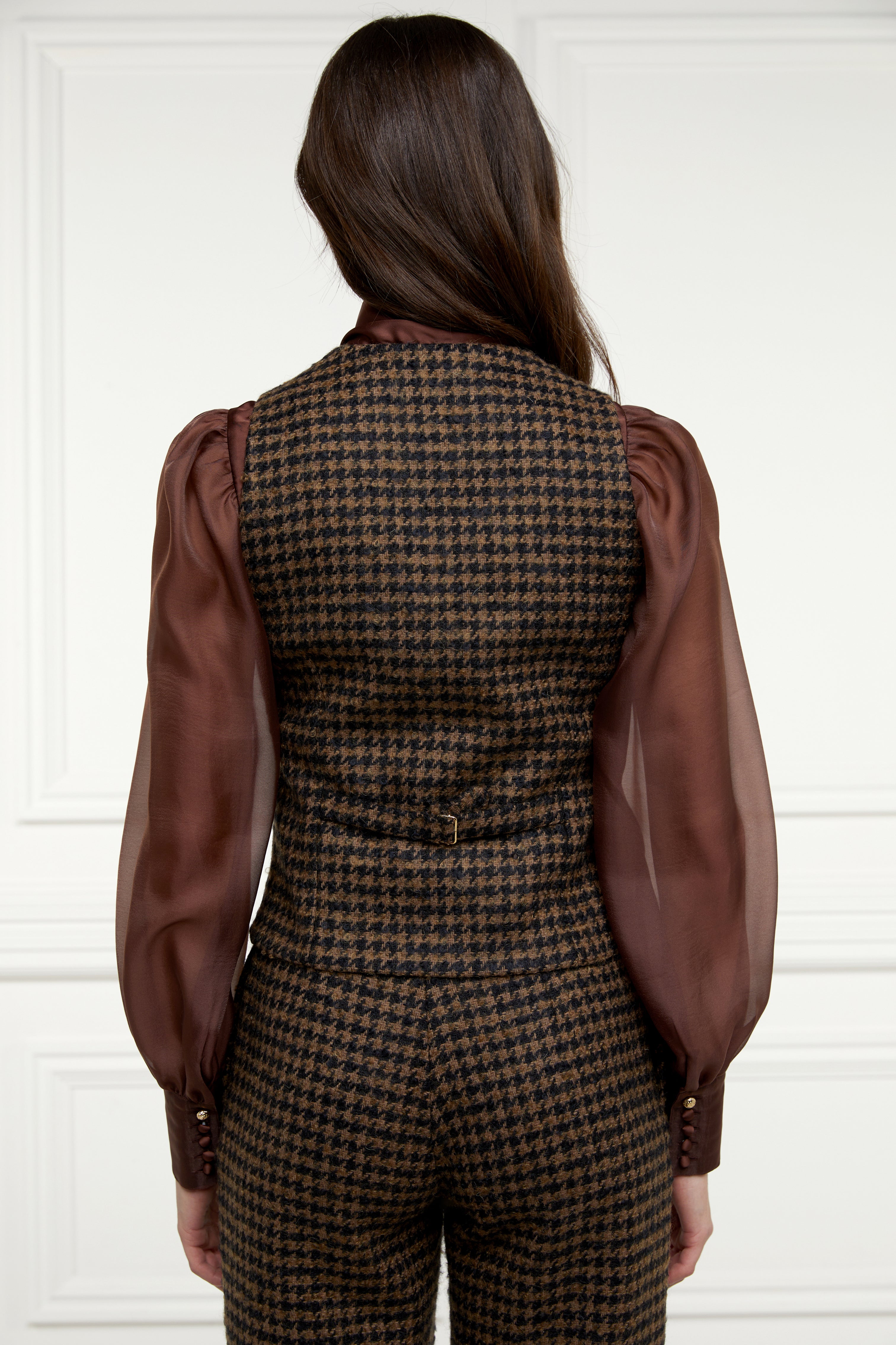 Hampton Waistcoat (Chocolate Houndstooth) – Holland Cooper