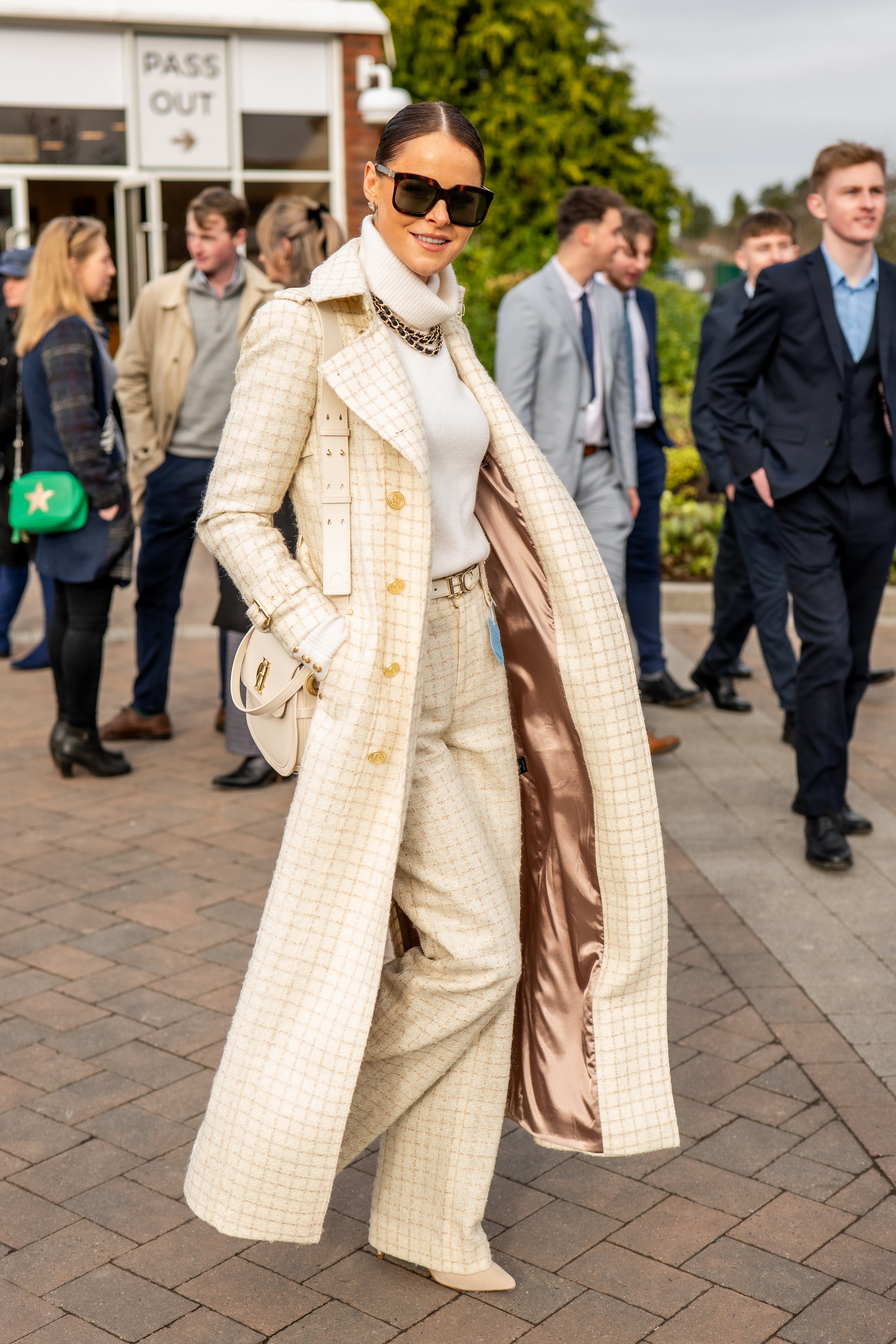 Jade's Ivory Sparkle Tweed Look (Ivory Sparkle Tweed) – Holland Cooper