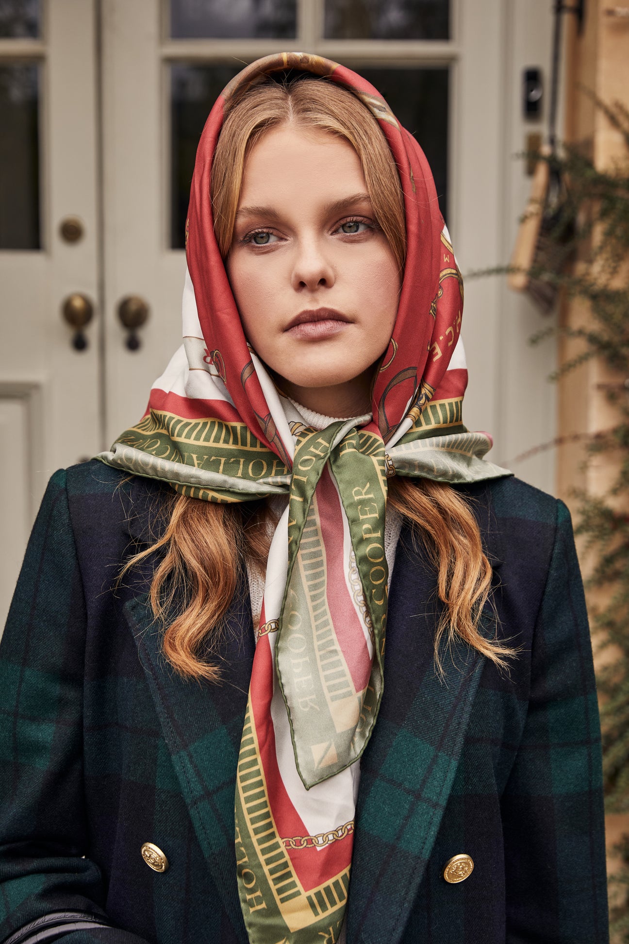 Regal Horse Silk Scarf (Racing Green Heritage Red) – Holland Cooper