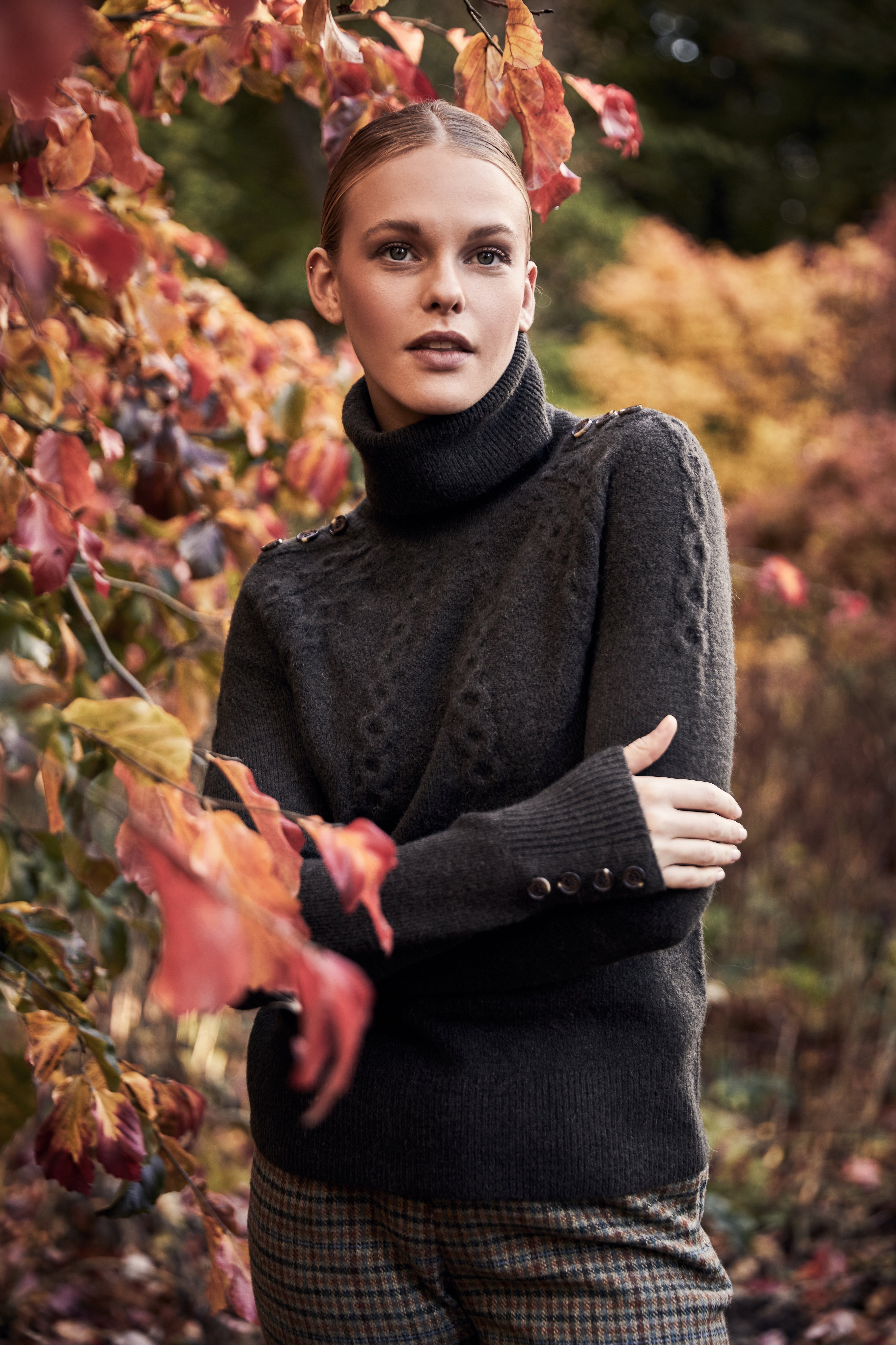 Astoria Roll Neck Knit (Fern Green) – Holland Cooper