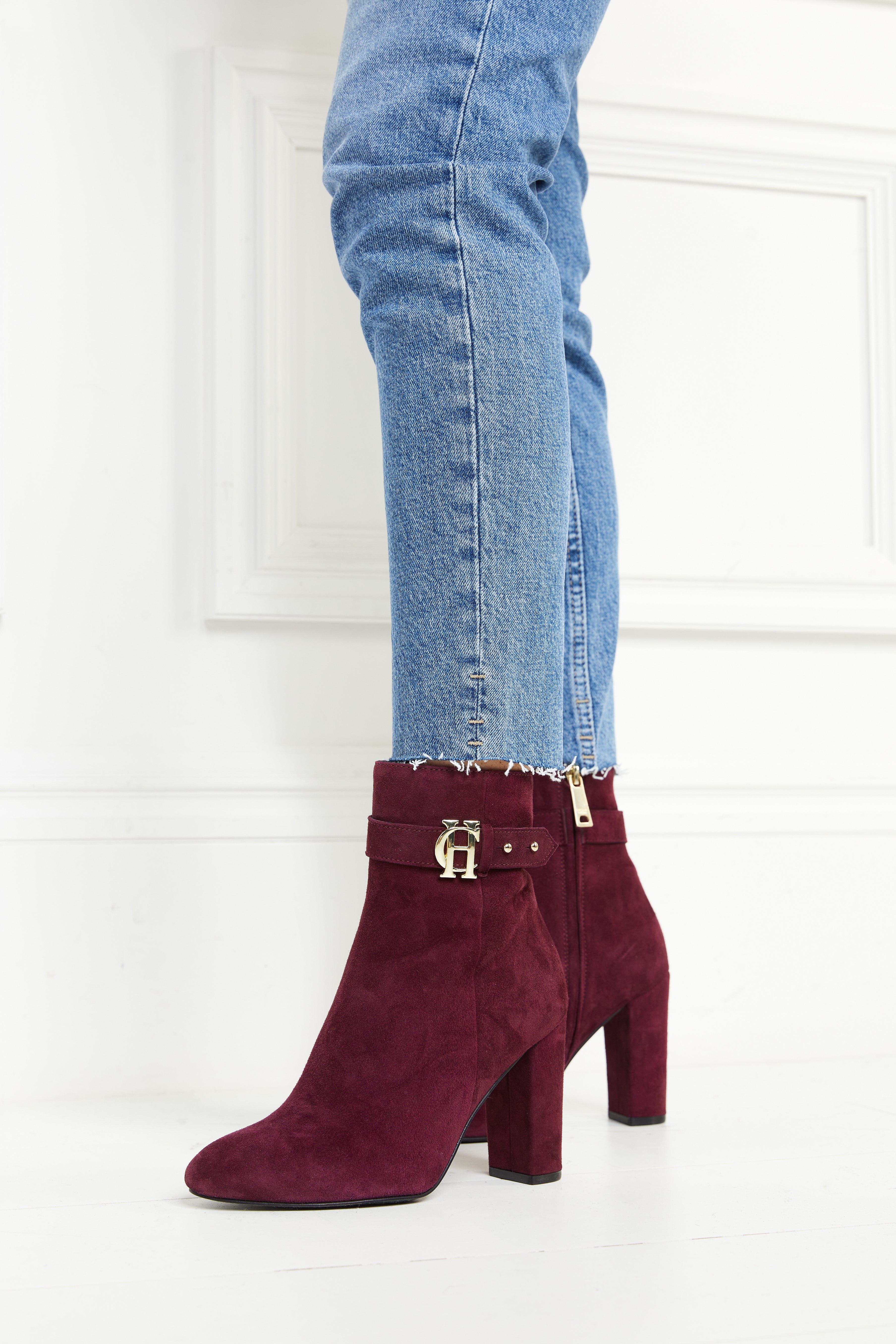 Mayfair Suede Ankle Boot (Merlot) – Holland Cooper