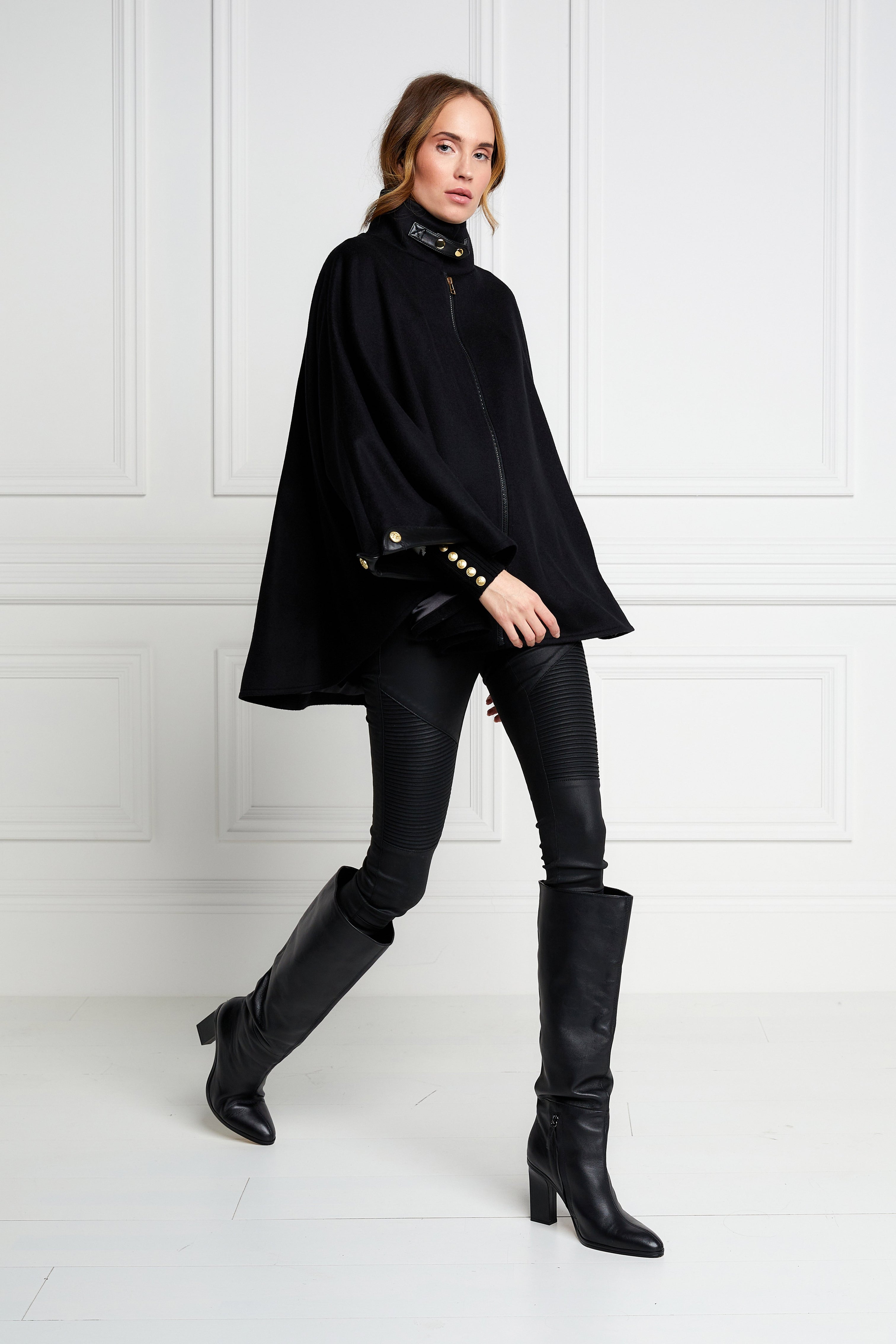 The Classic Cape (Black) – Holland Cooper